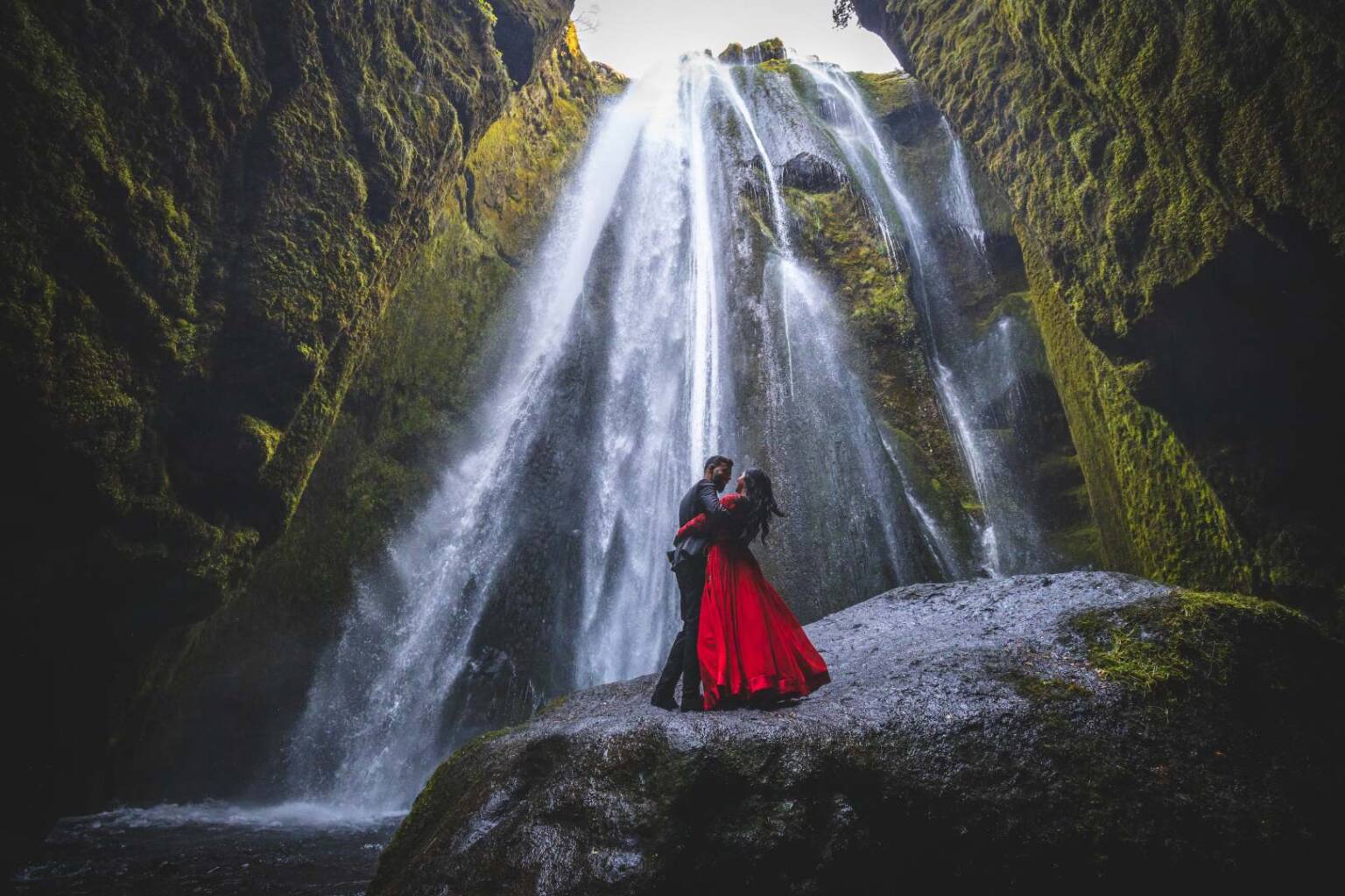 Adventure Wedding Photo Shoot In Iceland - Alexandra & Alan » Iceland ...
